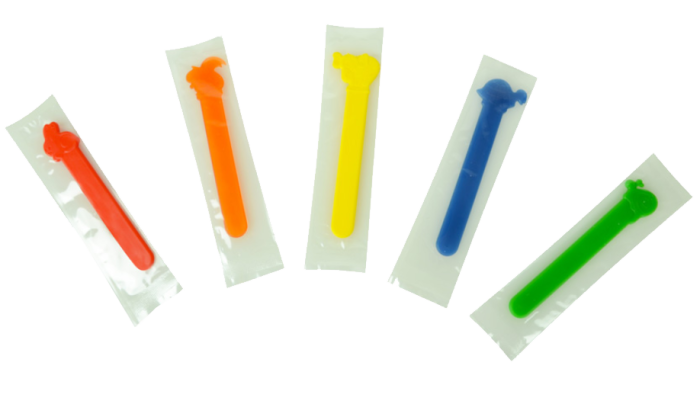 Abaisse-langue colorés en plastique (boite de 50) Gima